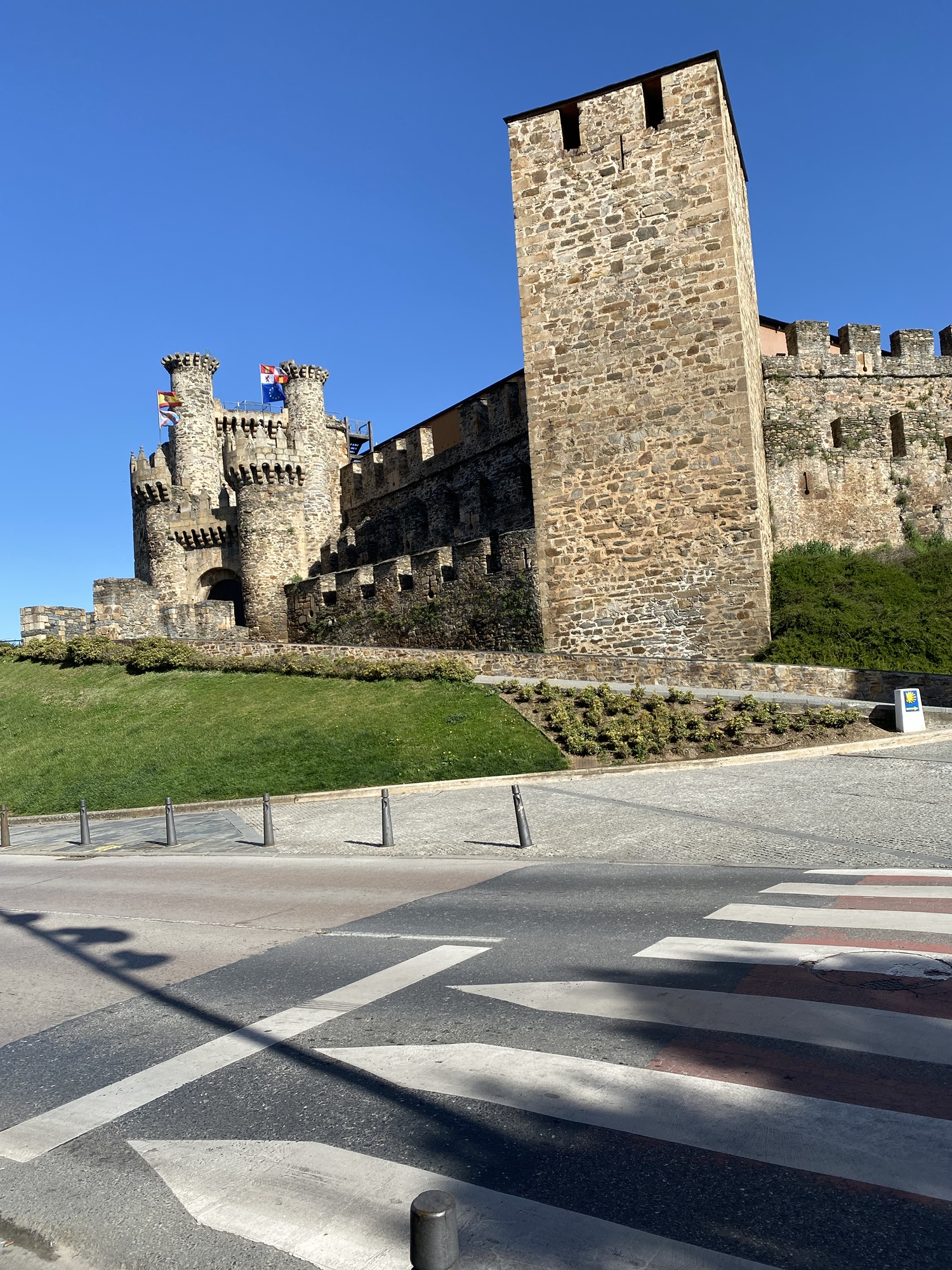 Up to the Castle – isobelmtl